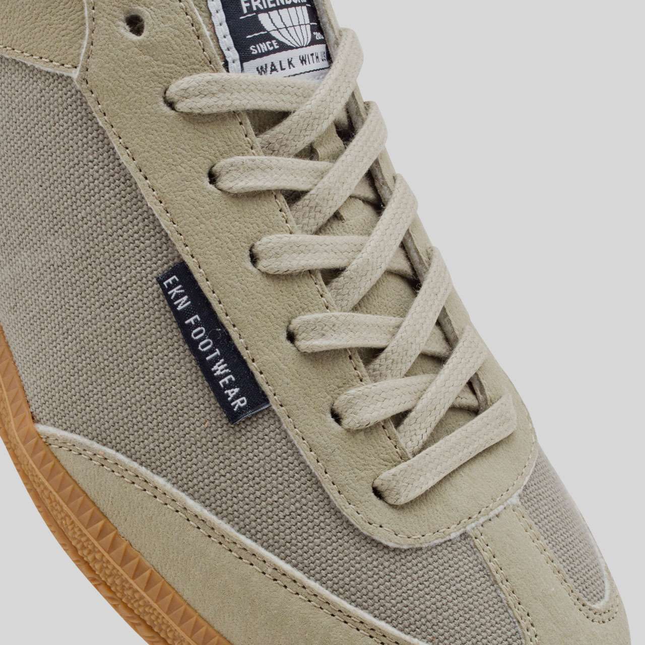 Minimalistischer Sneaker | Made in Portugal | ekn footwear